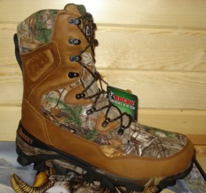 14 Best Hunting Boots for Extreme Conditions [Hands on Review]
