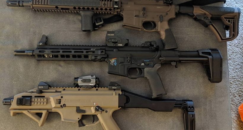 10 Best Holographic Sights for AR 15 & Other Rifles [Worth Buying]