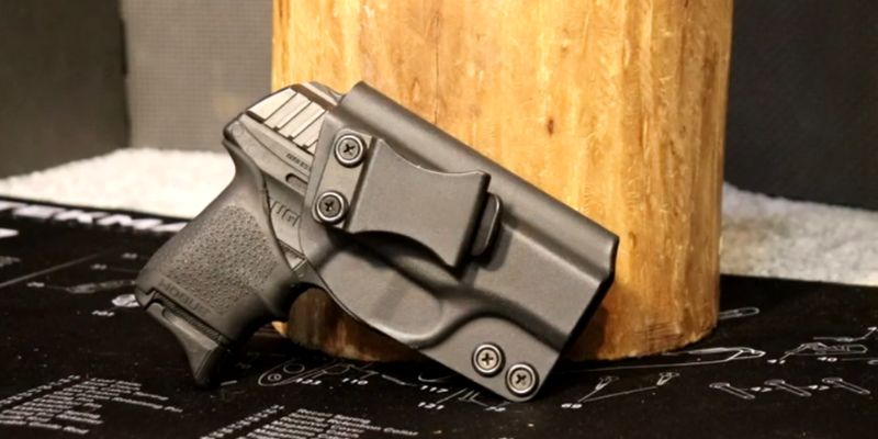 10 Best Holsters for Hellcat in 2023: Reviews and Buying Guide