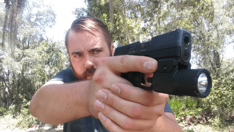 6 Best Weapon Lights [Best AR-15 & Pistol Lights]