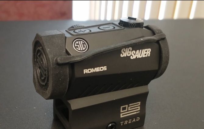 Romeo MSR vs. Romeo 5: Which Red Dot Sight Is Right for You?